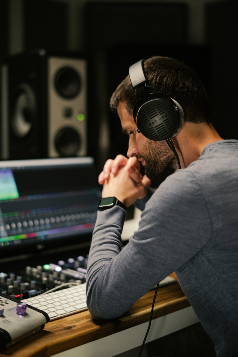 From Headphones to Reference Studio: The Concept Behind HEADPHONE LAB ...